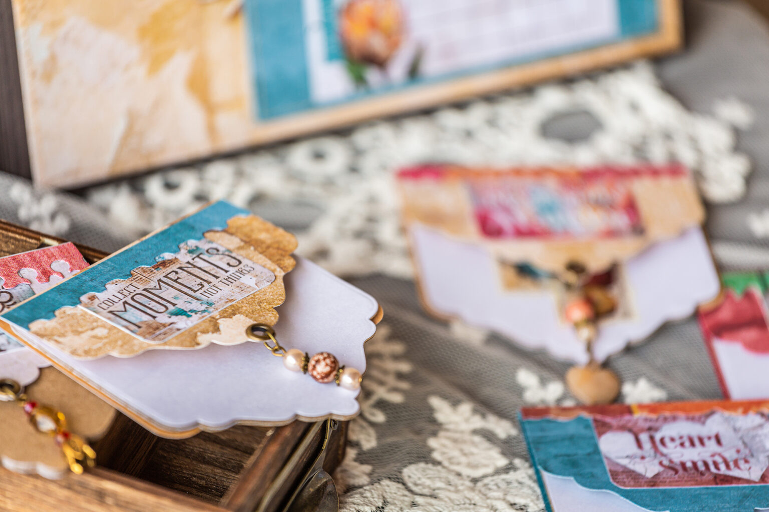 My Year in Notes: Craft a Decorative & Functional Calendar with ...